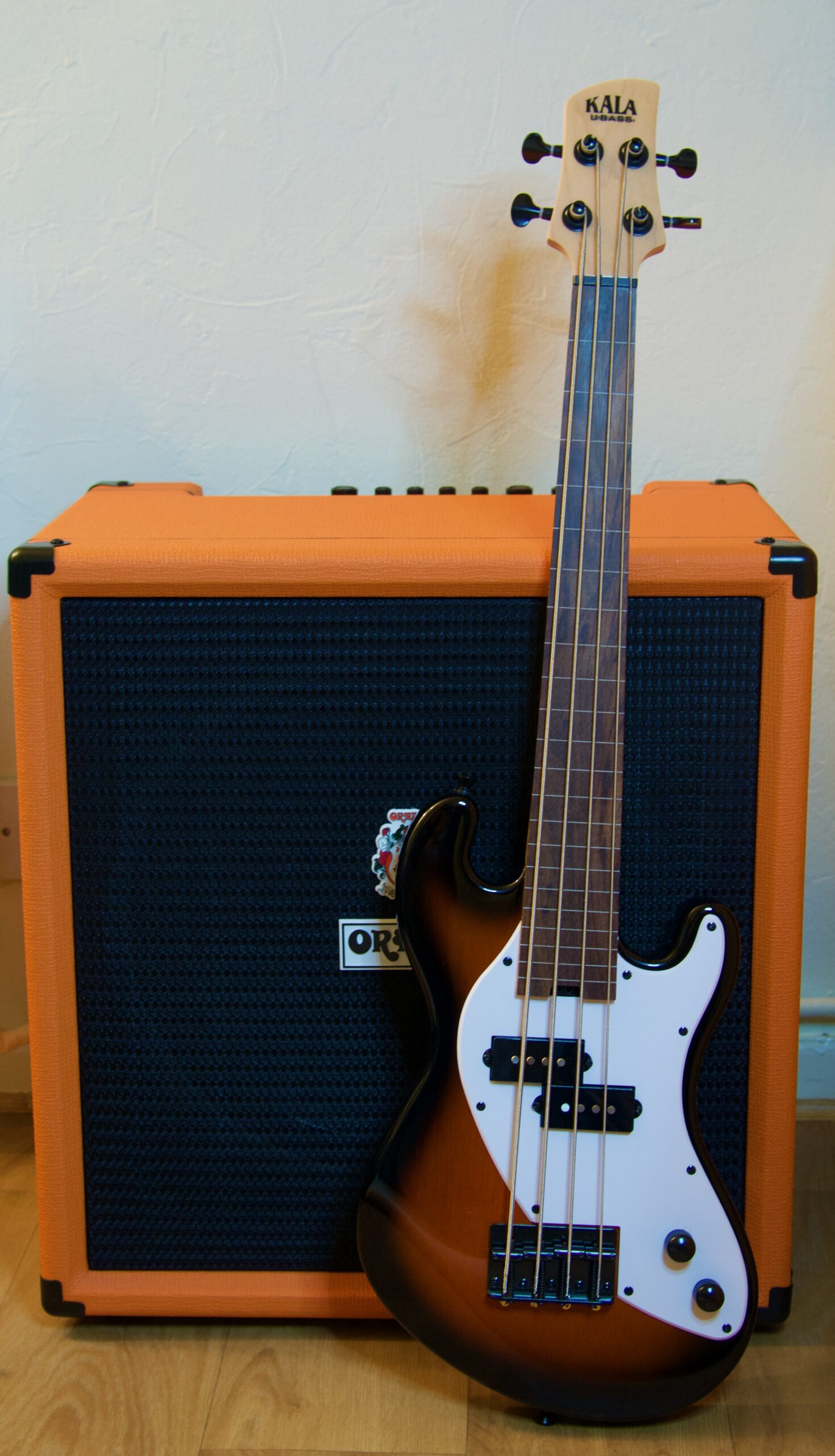 New bass ukulele – Plinky Plonky Pete